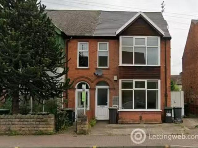 Property to rent in Queens Road, Beeston, Nottingham