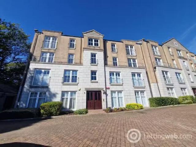 Property to rent in Queens Road, West End, Aberdeen, AB15 6WF