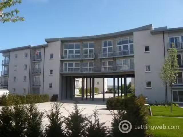 Property to rent in Rubislaw Square, Aberdeen