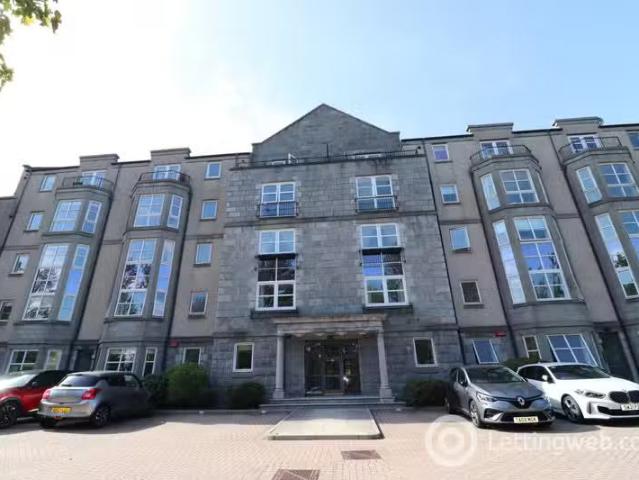 Property to rent in Ruthrieston Court, Aberdeen, AB10