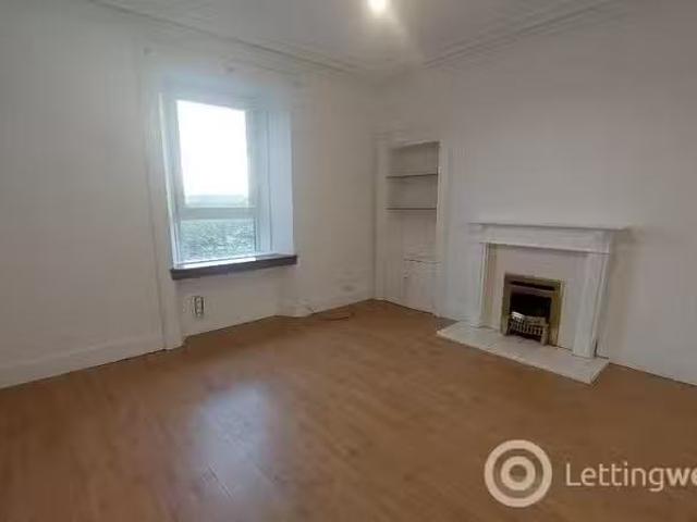 Property to rent in Railway Place,, Montrose, DD10 8HN