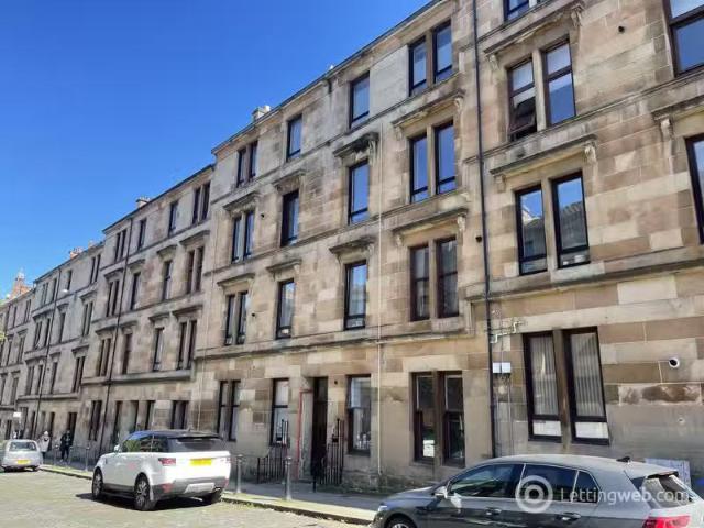 Property to rent in Regent Moray Street, Glasgow