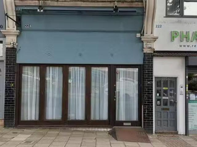 Property to rent in Regents Park Road, London N3