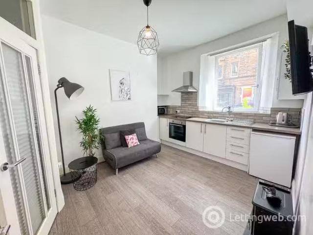 Property to rent in Restalrig Road South, Restalrig, Edinburgh.