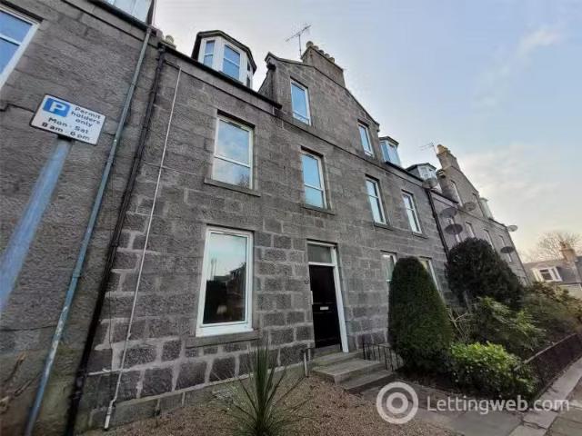 Property to rent in Richmond Terrace, Rosemount, Aberdeen, AB25