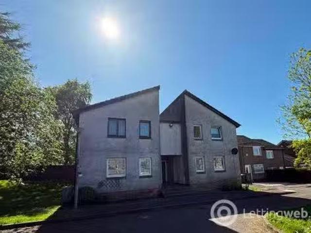 Property to rent in Robertson Close, Kirkmuirhill, ML11 9YY