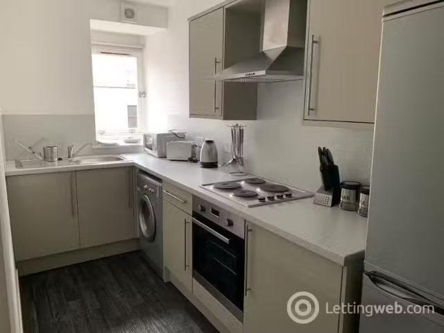 Property to rent in Rosefield Street, West End, Dundee, DD1
