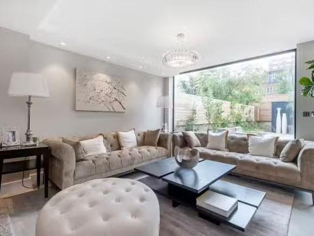Property to rent in St. Johns Wood Park, St Johns Wood NW8