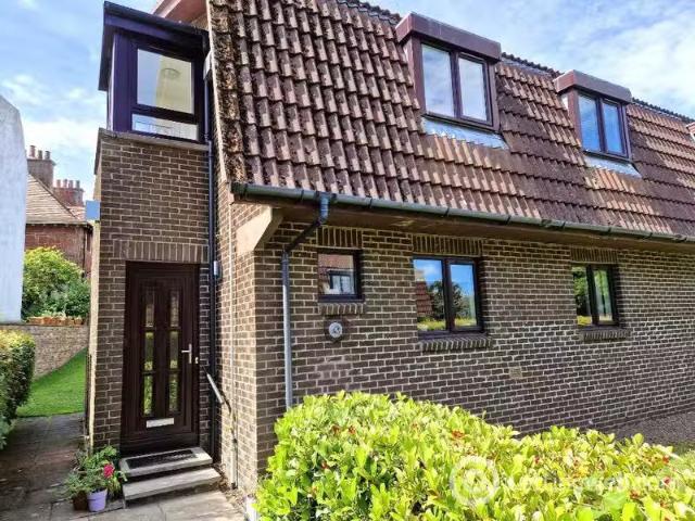 Property to rent in Station Court, North Berwick, East Lothian.