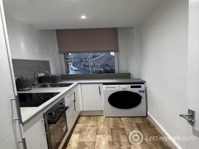 Property to rent in Stirling Street, Dundee