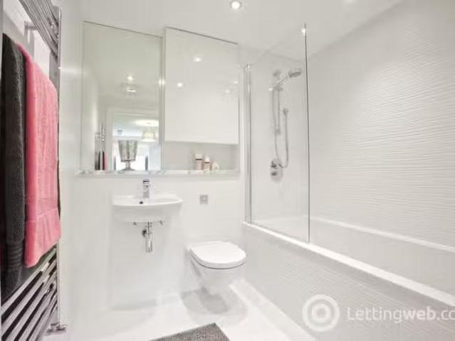 Property to rent in Stoneywood Brae, Aberdeen, AB21 9FA