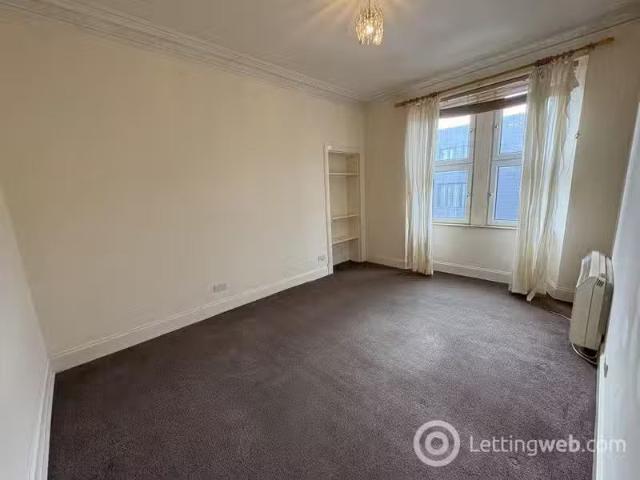 Property to rent in Strathmartine Road Dundee DD3 7RL