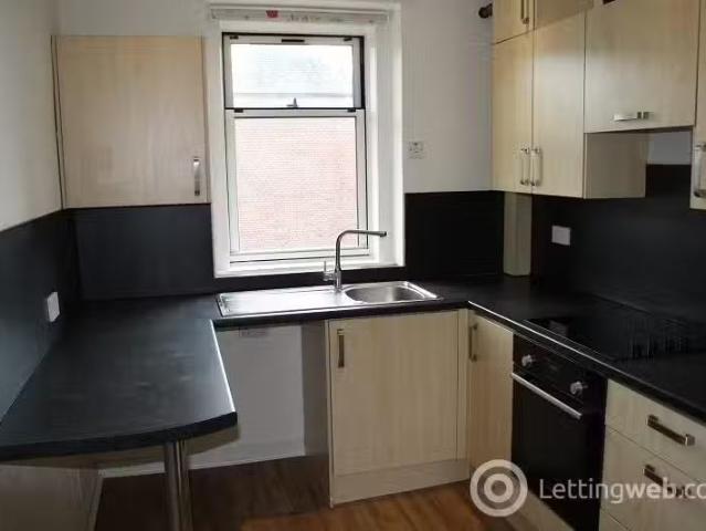 Property to rent in Strathmore Avenue, Dundee