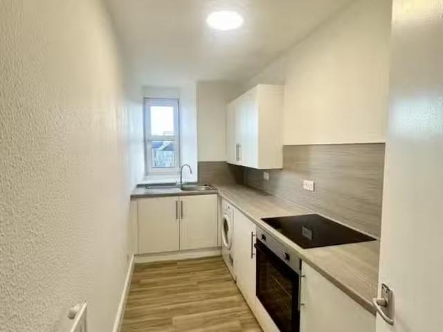 Property to rent in Strathmore Avenue, Dundee