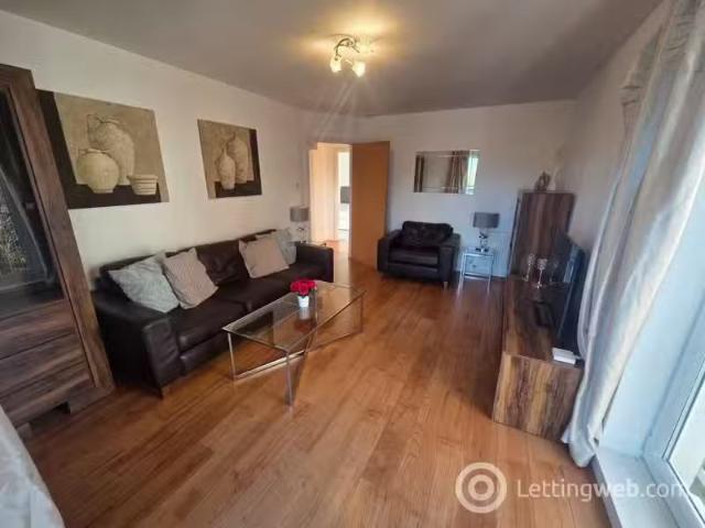 Property to rent in Shaw Crescent, Cornhill, Aberdeen, AB25 3BU
