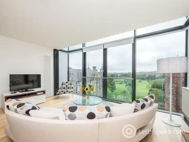 Property to rent in Simpson Loan, Edinburgh, EH3