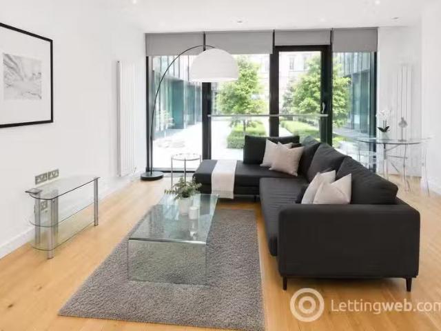 Property to rent in Simpson Loan, Edinburgh, EH3 9GP
