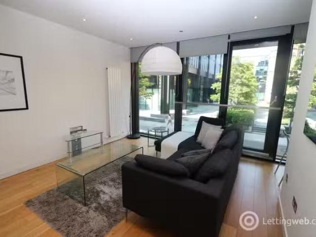 Property to rent in Simpson Loan, Edinburgh, EH3 9GP