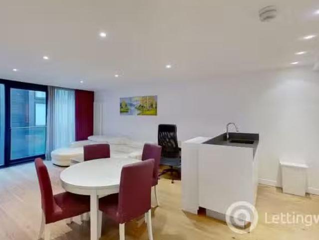 Property to rent in Simpson Loan, Edinburgh, Midlothian, EH3