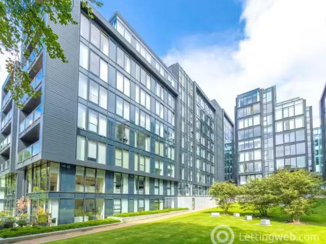 Property to rent in Simpson Loan, Quartermile