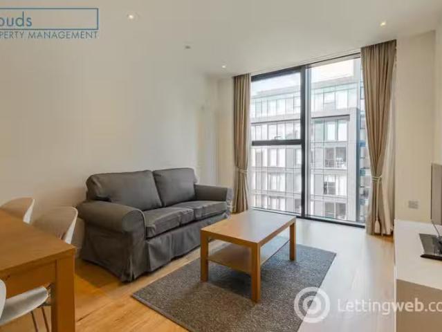Property to rent in Simpson Loan, Quartermile