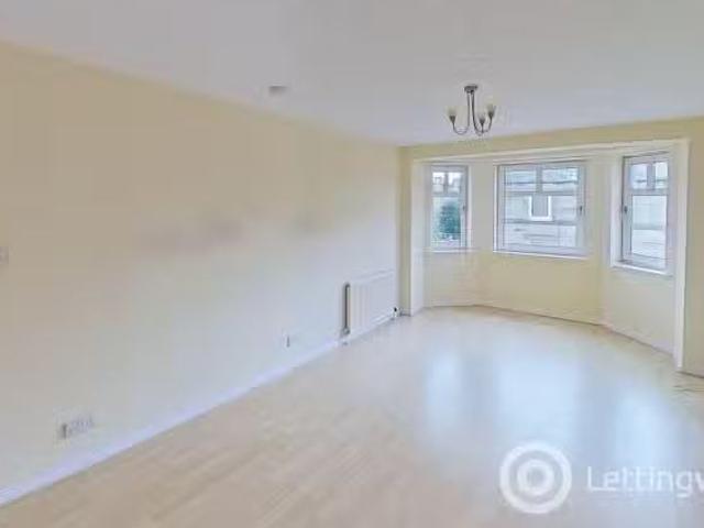 Property to rent in Sinclair Close, Slateford, Edinburgh, EH11