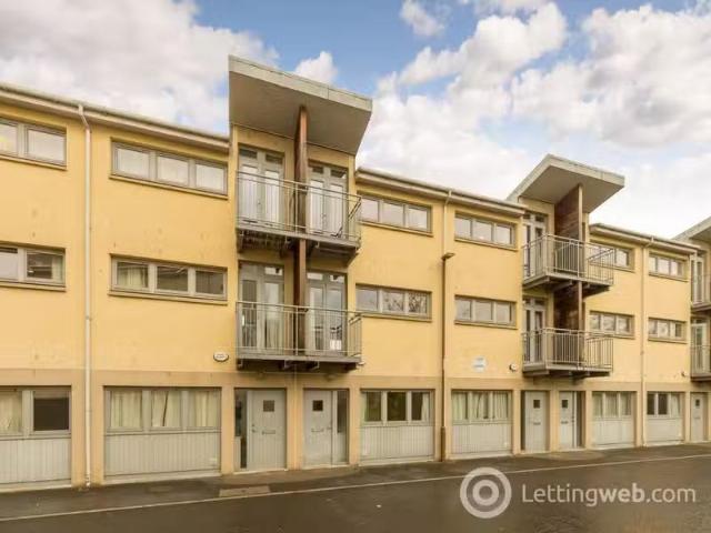 Property to rent in Slateford Road, Edinburgh