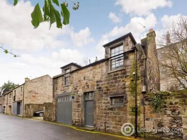 Property to rent in South East Cumberland St Lane, New Town, E.
