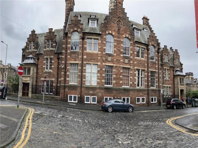 Property to rent in South Side, EH8, Drummond Street properties 586152