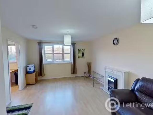 Property to rent in Tytler Gardens, Edinburgh, EH8