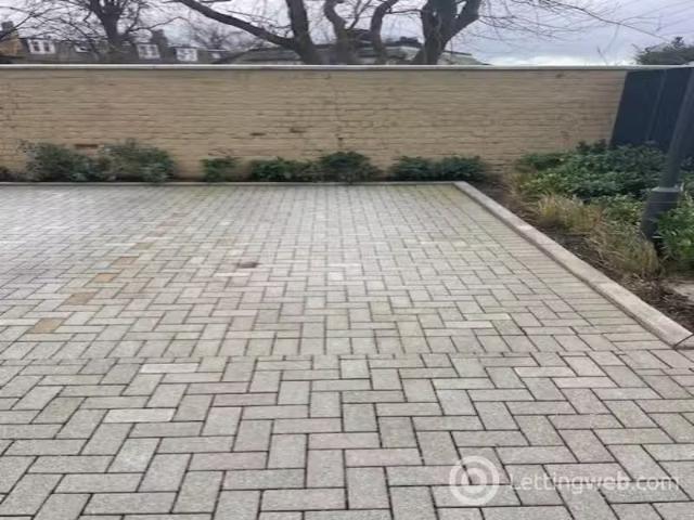 Property to rent in Temple Park Crescent, Polwarth, Edinburgh