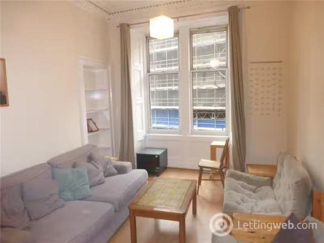 Property to rent in Teviot Place, Edinburgh, EH1