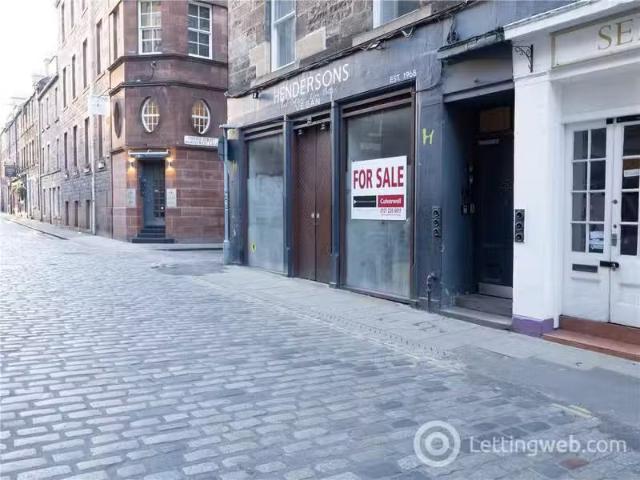 Property to rent in Thistle Street