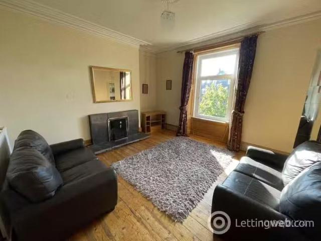 Property to rent in Thistle Place, Second Floor Left, Aberdeen.