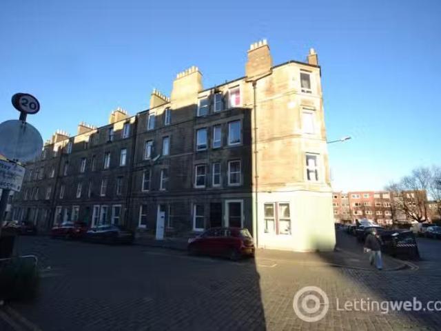 Property to rent in Thorntree Street, Leith, Edinburgh, EH6 8PU
