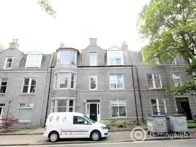 Property to rent in Union Grove, Ground Right