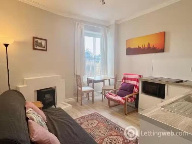 Property to rent in Upper Bow, Old Town, Edinburgh, EH1 2JN
