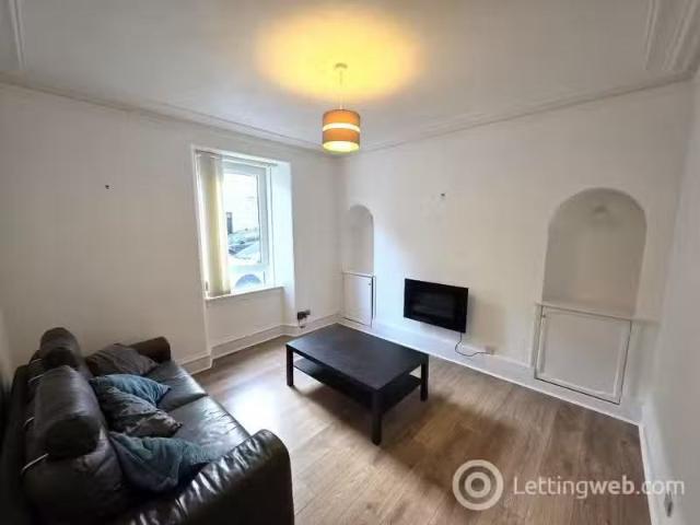 Property to rent in Urquhart Road, City Centre, Aberdeen, AB24.