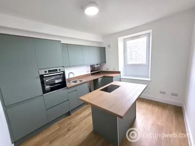 Property to rent in Urquhart Road, City Centre, Aberdeen, AB24.