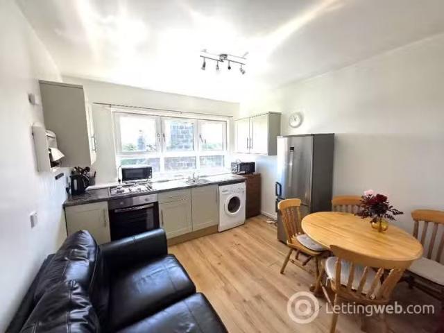 Property to rent in Urquhart Road, City Centre, Aberdeen, AB24.