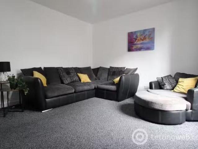 Property to rent in Urquhart Road, First Floor Left, AB24