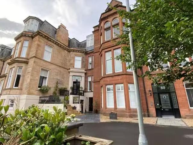 Property to rent in Victoria Crescent Road, Hyndland, Glasgow.