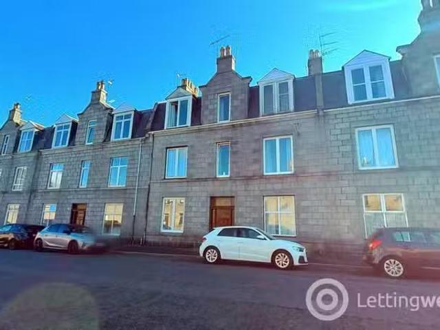 Property to rent in Victoria Street, Inverurie, Aberdeenshire.