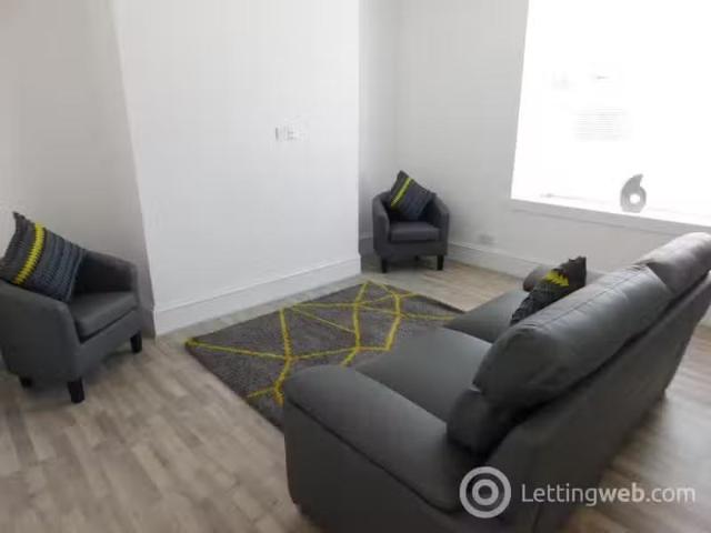 Property to rent in Walker Road, Torry, Aberdeen, AB11 8DJ