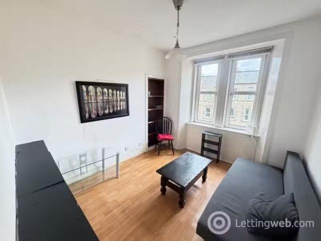 Property to rent in Wardlaw Place, EDINBURGH, EH11