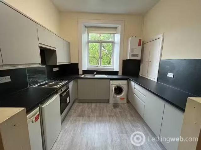 Property to rent in Warrender Park Road, Edinburgh, Midlothian.