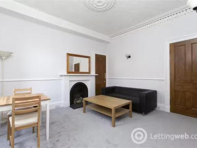 Property to rent in West Newington Place, Newington, Edinburgh.