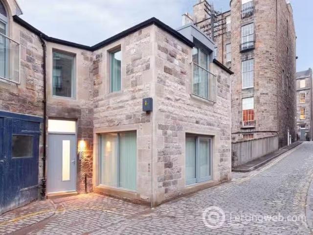 Property to rent in West Scotland Street Lane, New Town, Edinb.