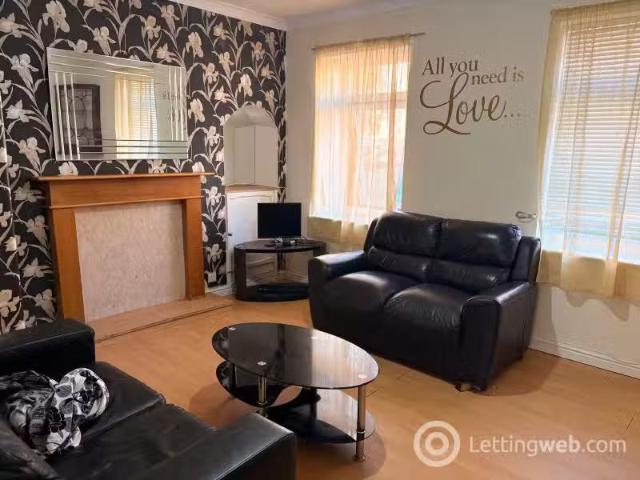 Property to rent in West Pilton Rise