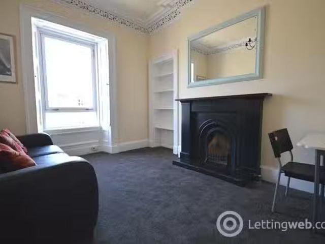 Property to rent in West Preston Street, Edinburgh, EH8 9PZ